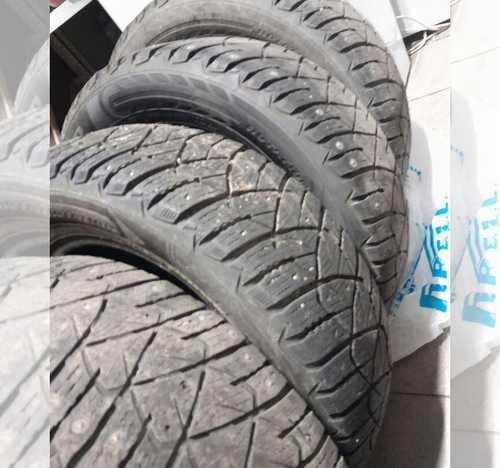 Dunlop Ice Touch 215/65 R16 98T