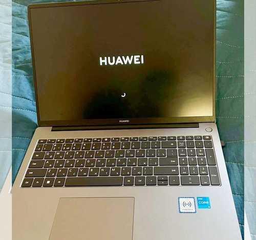 Huawei matebook d 16 i5