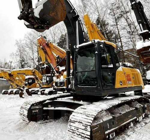 Стекло задняя форточка на John Deere E260LC
