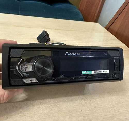 Магнитола Pioneer MVH-S120UI