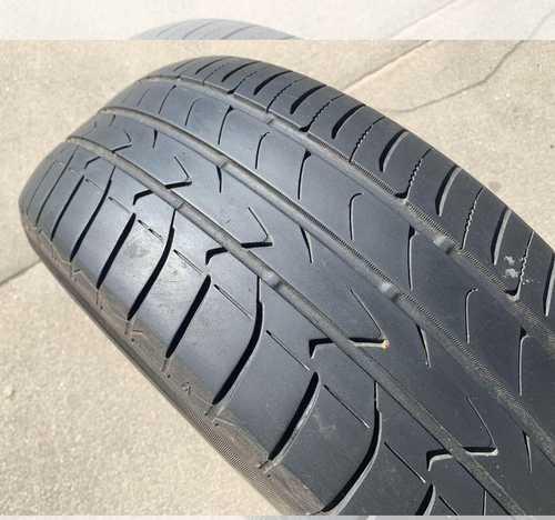 Toyo Tranpath MPZ 215/60 R16 95H