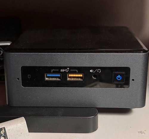 Мини пк Intel NUC 8 i5BEH 32GB/500SSD