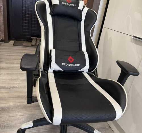 Red Square Pro Moon White Компьютерное кресло