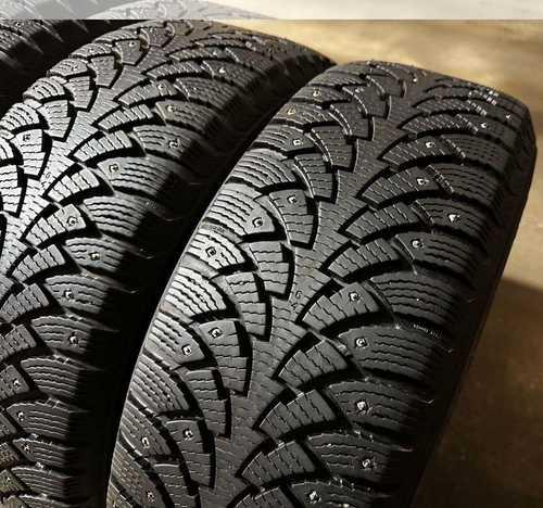 Nokian Tyres Nordman 4 235/65 R17