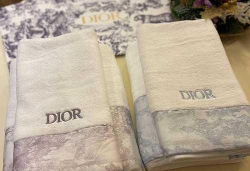 Набор полотенец от Dior