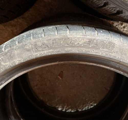 Michelin Pilot Super Sport 245/35 R19 93Y