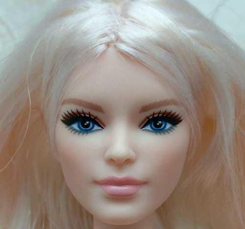 Барби Barbie Looks Виктория