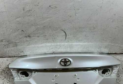 Крышка багажника задняя Toyota Camry XV70 2017