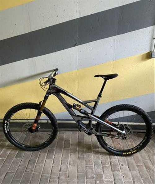 Топовый YT Industries Capra CF PRO Race