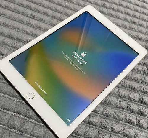 iPad 5th (2017) 9.7 32Gb a1823