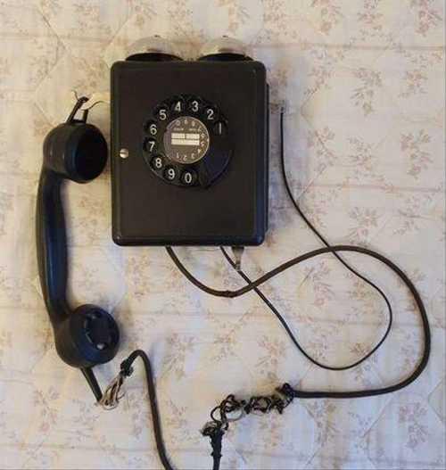 Ретро настенный дисковый телефон. Швейцария