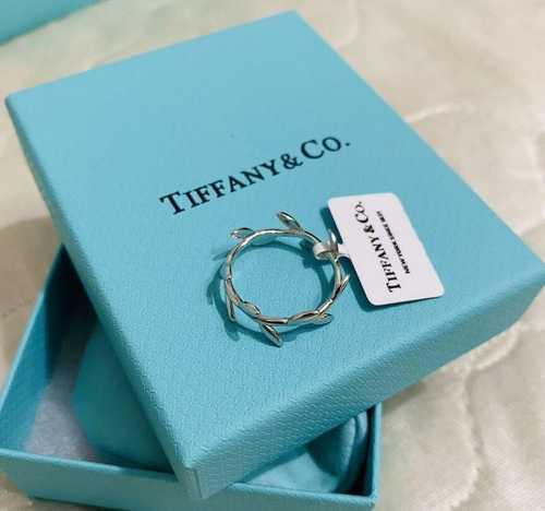 Серебряное кольцо неTiffany&Co