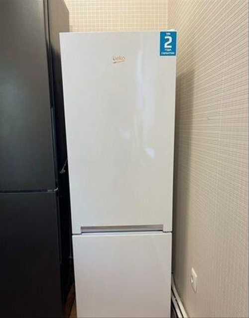 Холодильник Beko белый rcsk250m00w