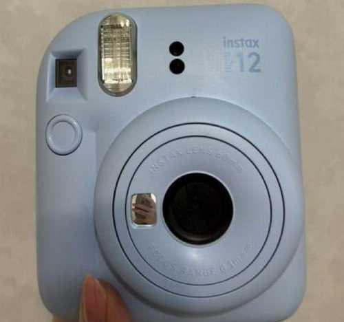 Пленочный фотоаппарат instax mini 12