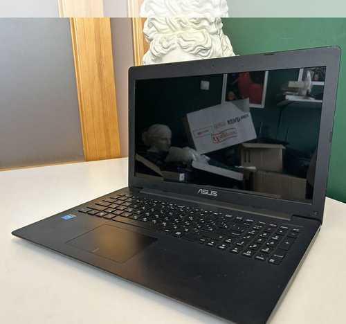 Ноутбук Asus X553M