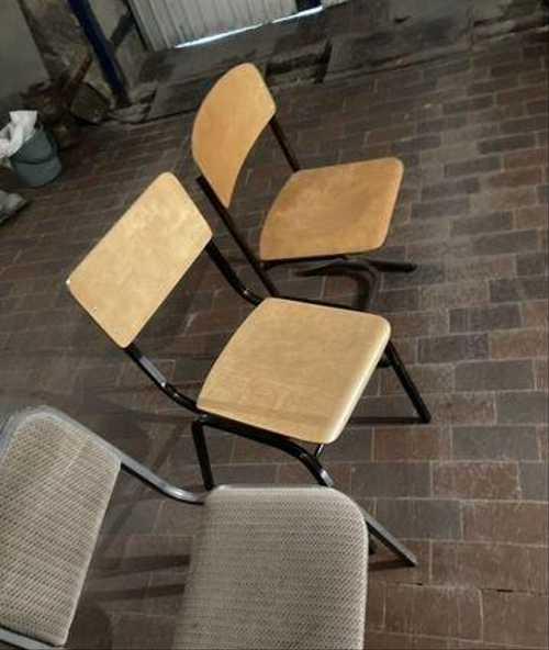 Столы и стулья (парты и стулья школьные)