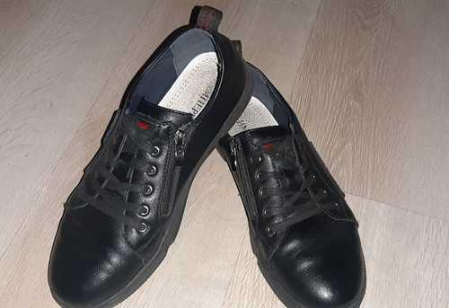 Школьная обувь для мальчика 39 р