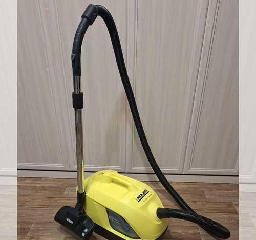 Пылесос с аквафильтром Karcher DS5800