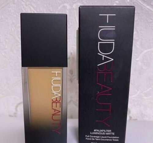 Тональный Huda Beauty крем FauxFilter тон 240 N