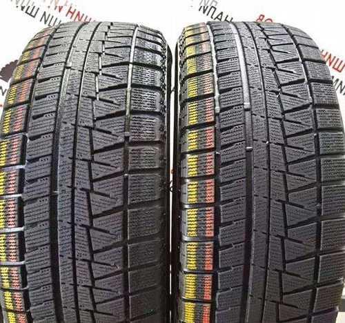 Bridgestone Blizzak Revo GZ 215/60 R17 96M