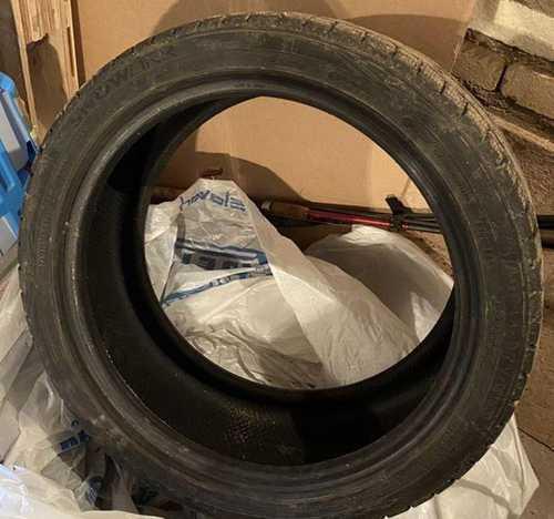 Triangle Snowlink PL02 245/40 R18