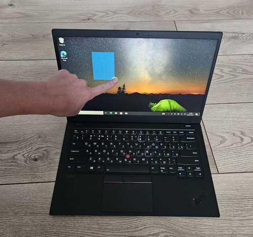 Ноутбук 14" Lenovo ThinkPad X1 Carbon Gen 8 сенсор