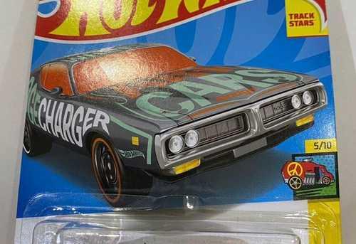 Hot wheels 70 Dodge charger