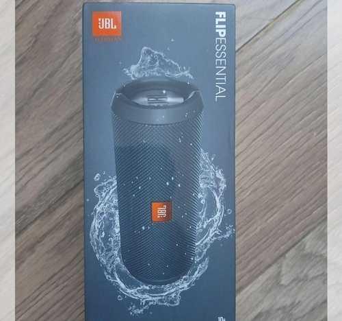 Акустические колонка jbl flip essential