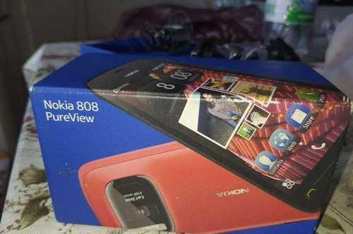 Телефон Nokia 808 PureView