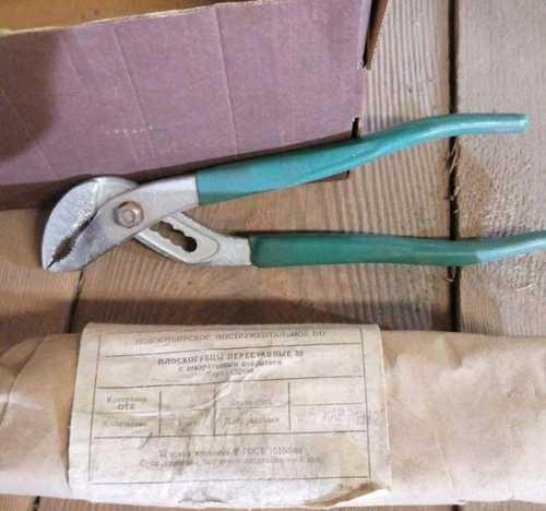 Продам плоскогубцы переставные