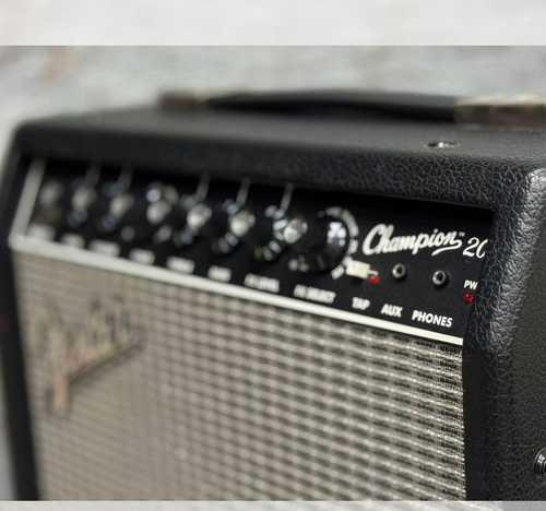 Комбоусилитель Fender champion 20