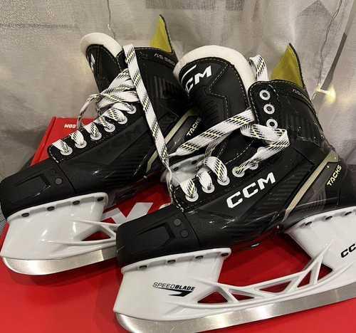 Коньки хоккейные CCM Tacks AS 560 SR