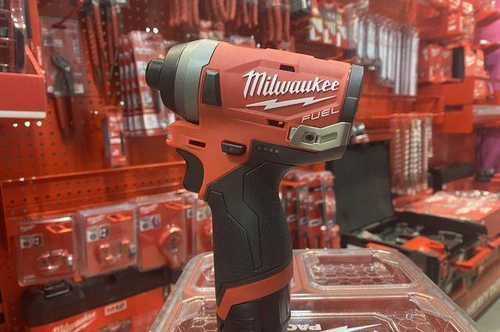 Винтоверт импульсный Milwaukee M12 fuel FID-202X