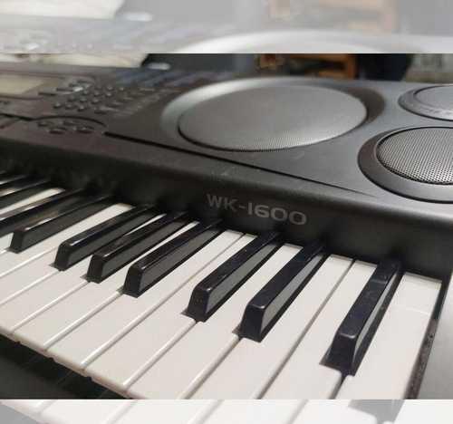 Синтезатор Casio WK-1600