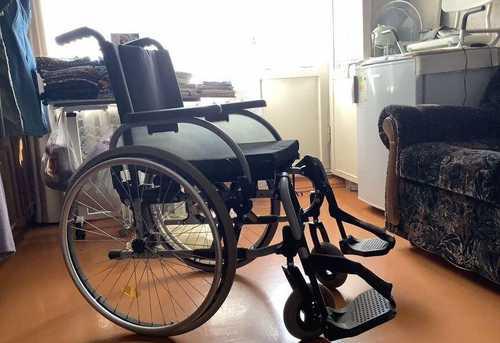 Кресло-коляска для инвалидов Otto Bock