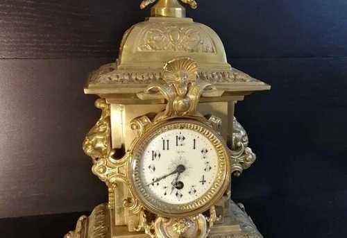 Старинные каминные часы из бронзы