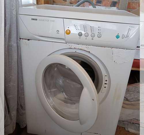 Продам две стиральные машины zanussi 1024N 2 шт