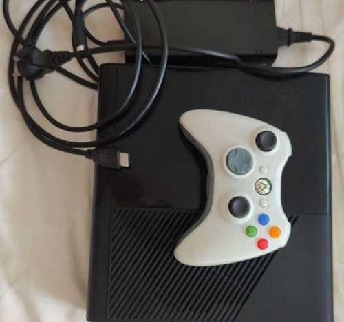 Xbox 360 e (без прошивок)