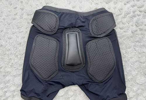 Защитные шорты XXL Dainese