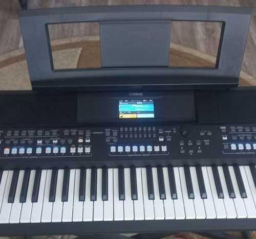 Синтезатор yamaha PSR-SX600