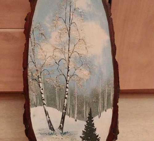 Картина на срезе дерева Зимний лес