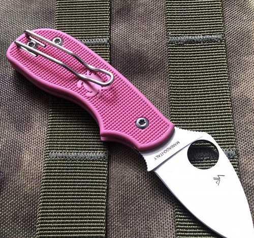 Нож Spyderco Squeak mini violet