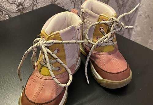 Демисезонные ботинки zara для девочки 24 размера