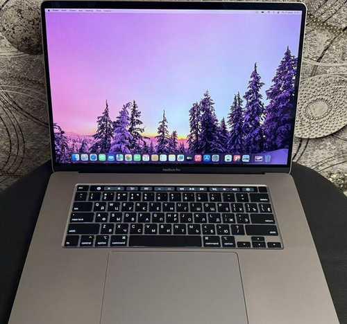 MacBook Pro 16 i9 64GB 8GB Видеокарта 1TB