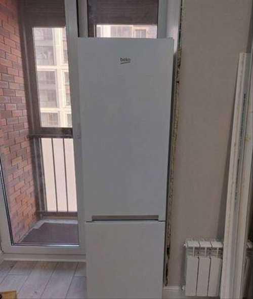Холодильник Beko (почти новый)