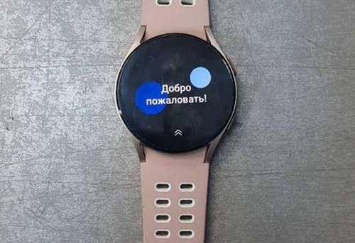 Б/У Смарт часы Samsung Galaxy Watch 4 40mm SM-R860