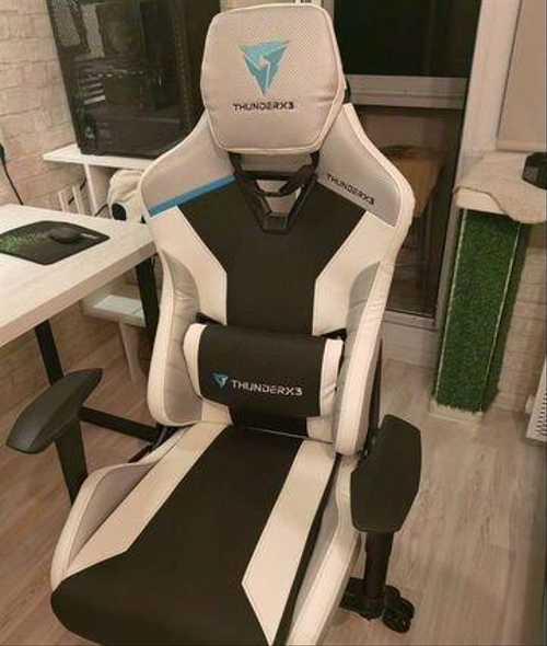 Новое игровое кресло Thunder x3