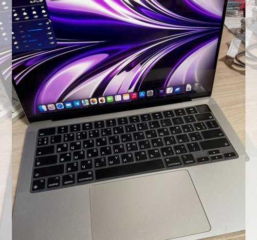 Apple macbook pro для Максима