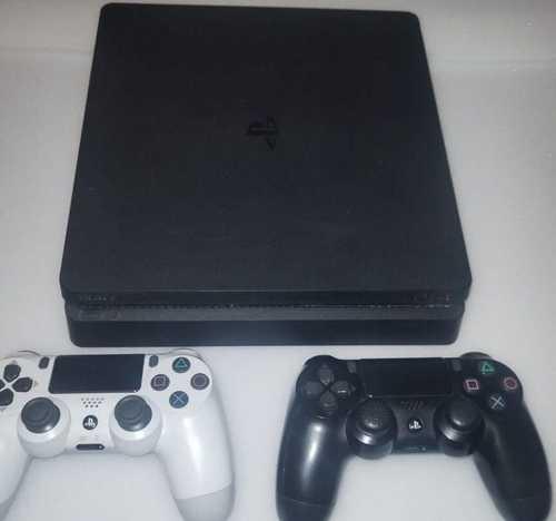 Sony playstation 4 slim