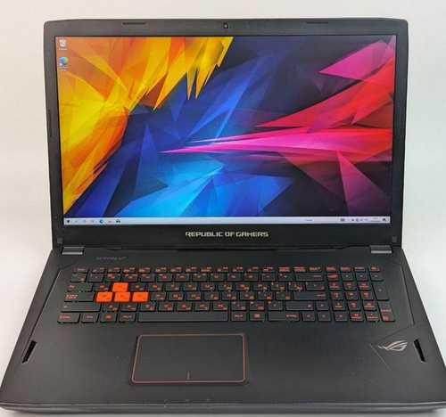 Asus strix 17 i7-7700HQ 16GB GTX1080 SSD+HDD